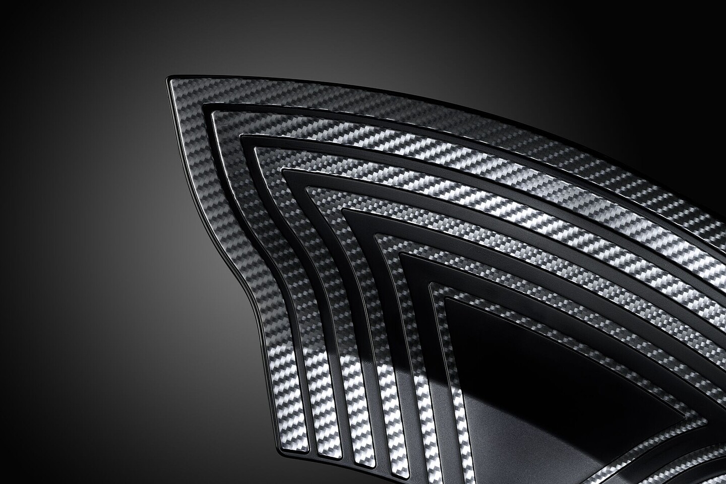KURZ Automotive: RIM Design as competitive advantage for car exteriors